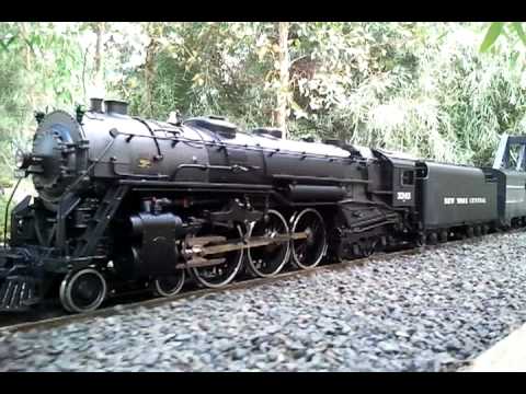 Hudson Locomotive 1:29 J1e - YouTube