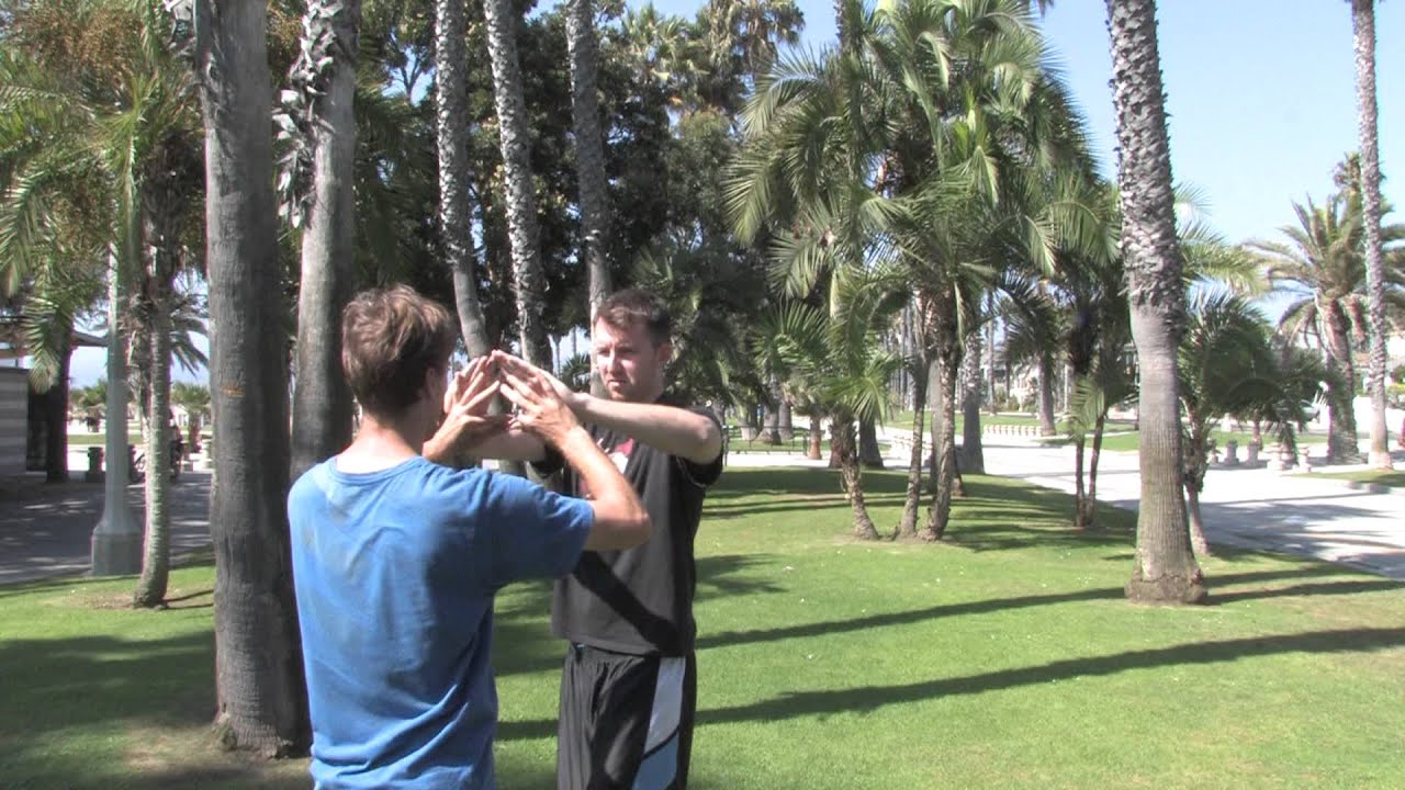 Intro lesson, basic mechanics, and self defense method - YouTube