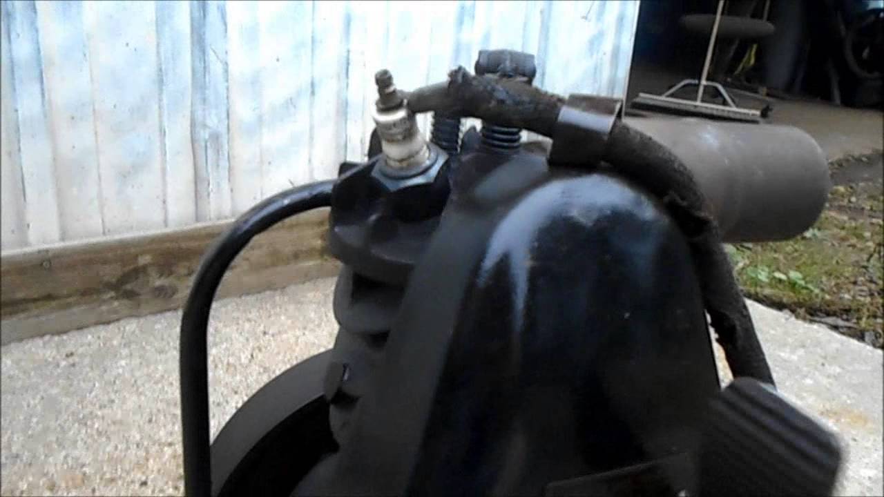 FH Briggs & Stratton engine - YouTube