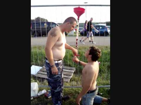 Dede  am Trichtern auf der GOND 2009