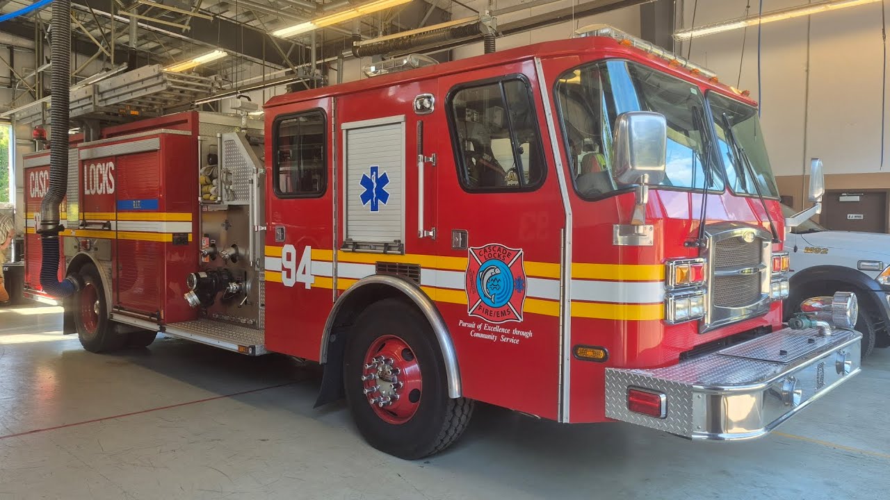 Cascade Locks Fire Station Visit! - YouTube