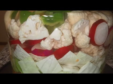 Pickled Mixed Vegetable Salad Balkan Style Turshia - YouTube