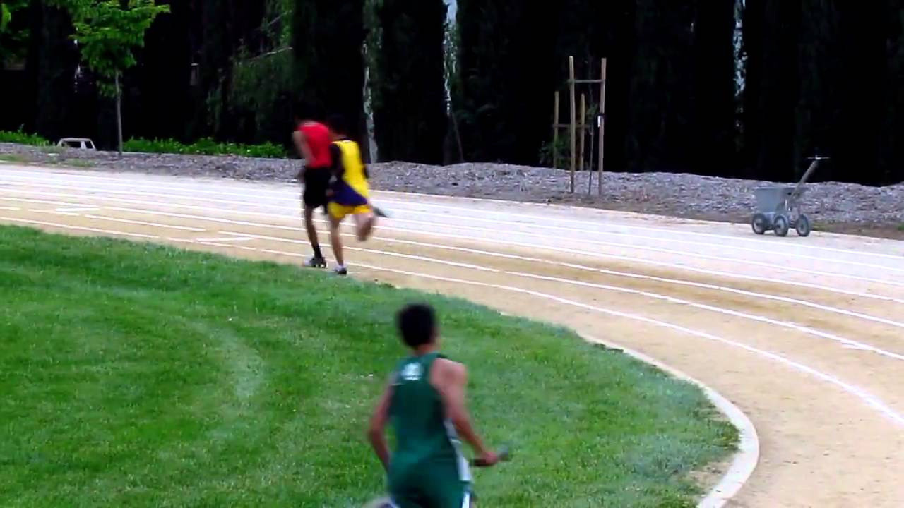 Chaboya Middle School Track 2011-04-18 400mx4 - YouTube