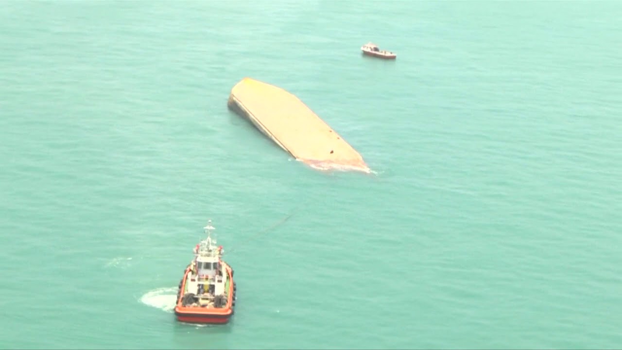 Rescuers Find 2 Survivors Of Capsized Vessel - YouTube
