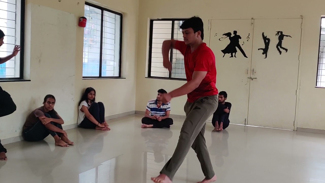 Movement improvisation exercise ! - YouTube