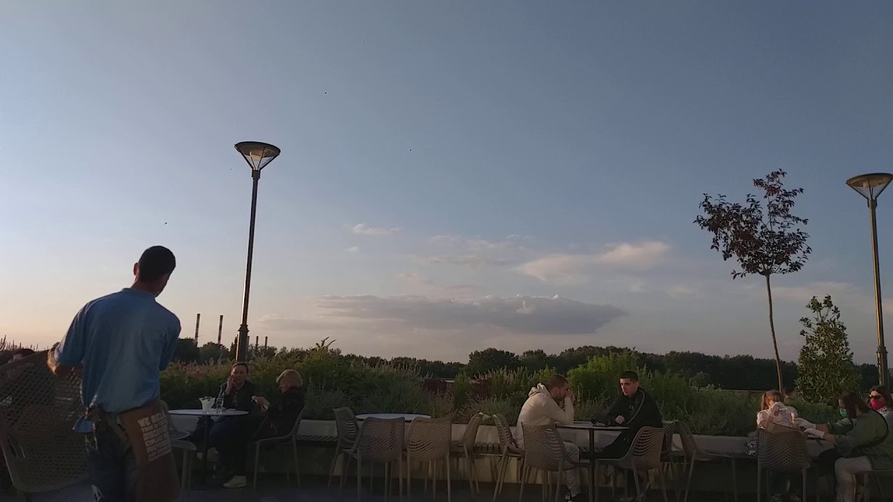 Ada Shoping Mol - YouTube