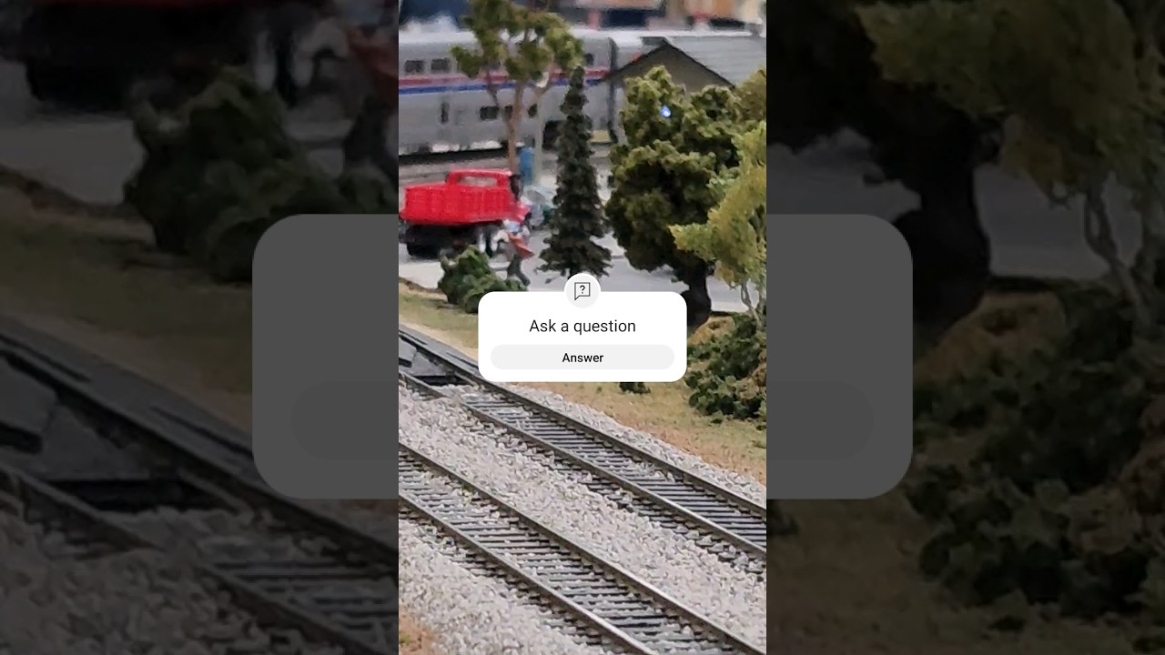 HO scale Amtrak and Rio Grande - YouTube