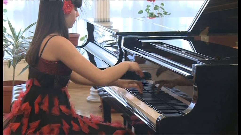 Iva Vukovic, 12 years old, F. Liszt: Hungarian Rhapsody No. 11 - YouTube