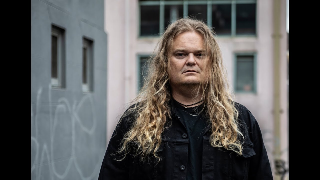 SCOTT DARLOW: 'Deadly Heart' Album Tour Interview - YouTube