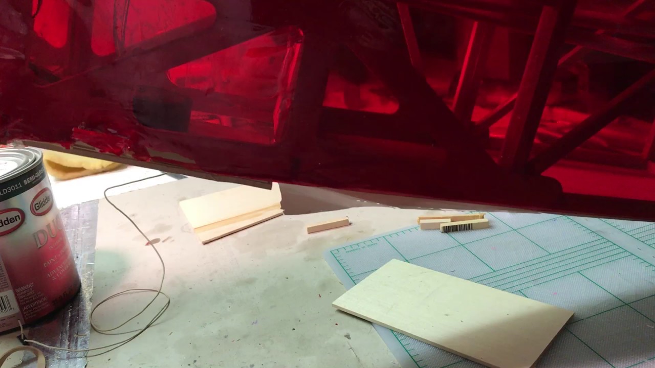 RC plane cargo hatch - YouTube