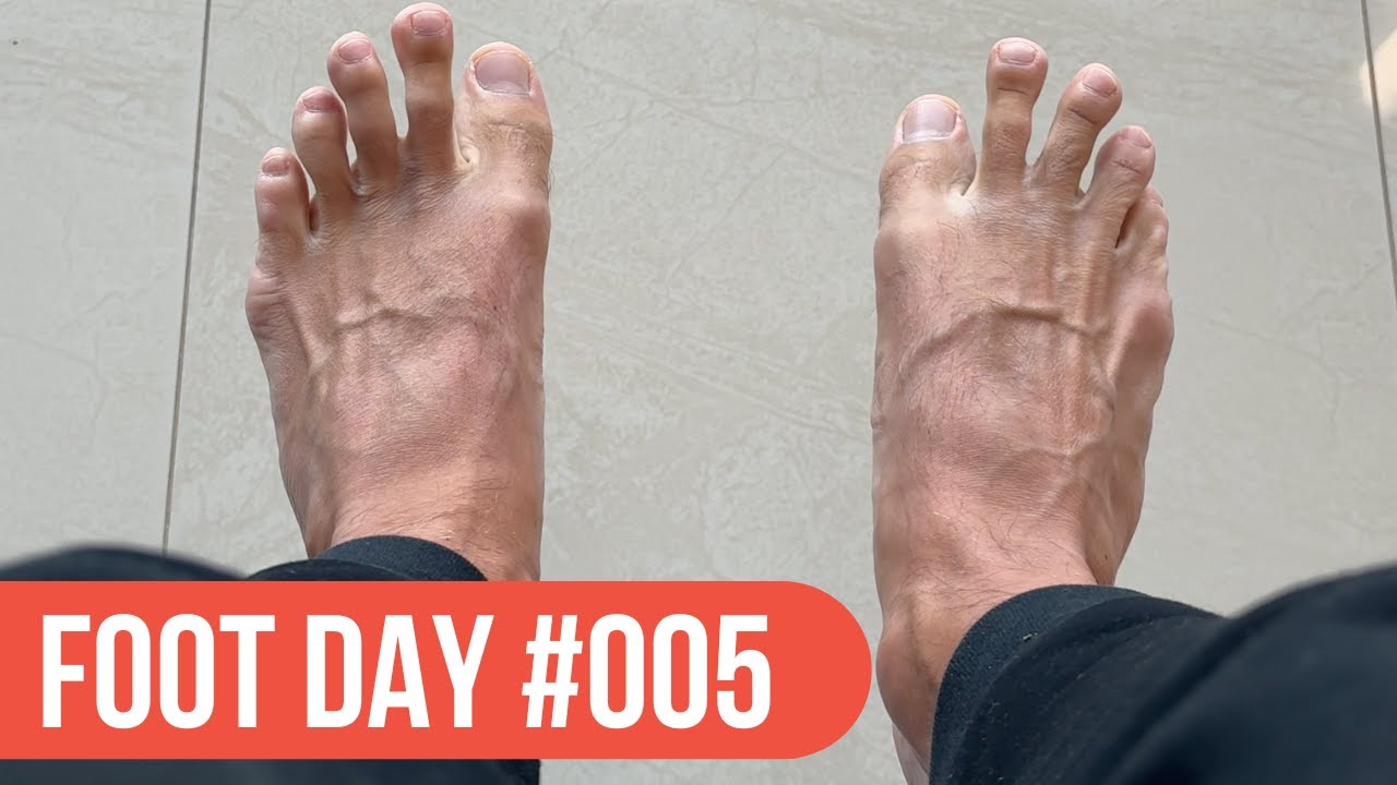 1 Min Toe Wiggle, Feet Dangling From The Kitchen Table - Foot Day 005 ...