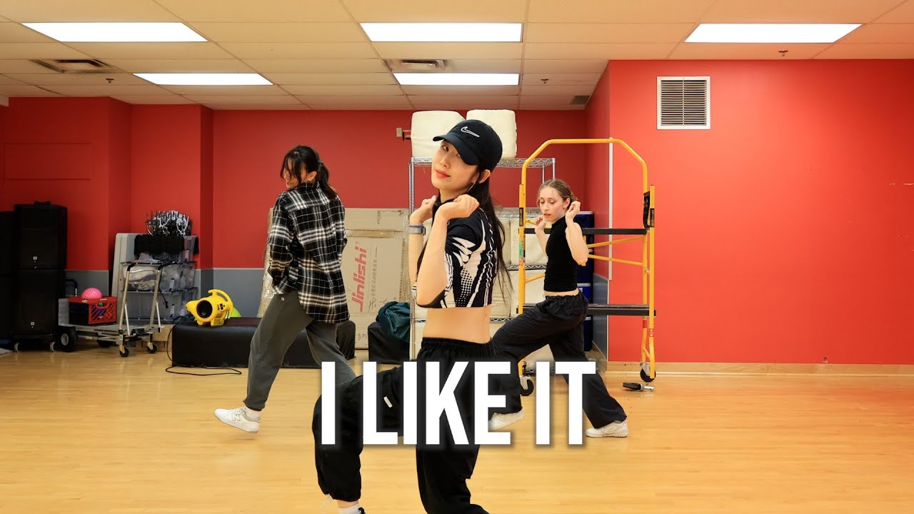 [Cover] I Like it - Bad Bunny, Cardi B, and J Balvin / Lisa X Crazy ...