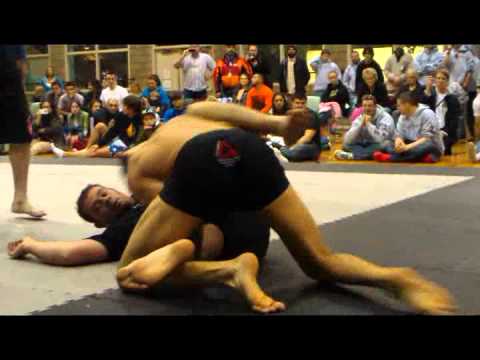Pat Applegate and Roy Dean Exhibition Match - YouTube
