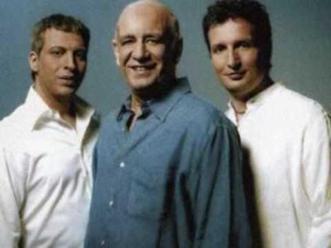 Υπάρχει & το Ζεϊμπέκικο cd2-Audio 01 | Μια ζωή πληρώνω - YouTube