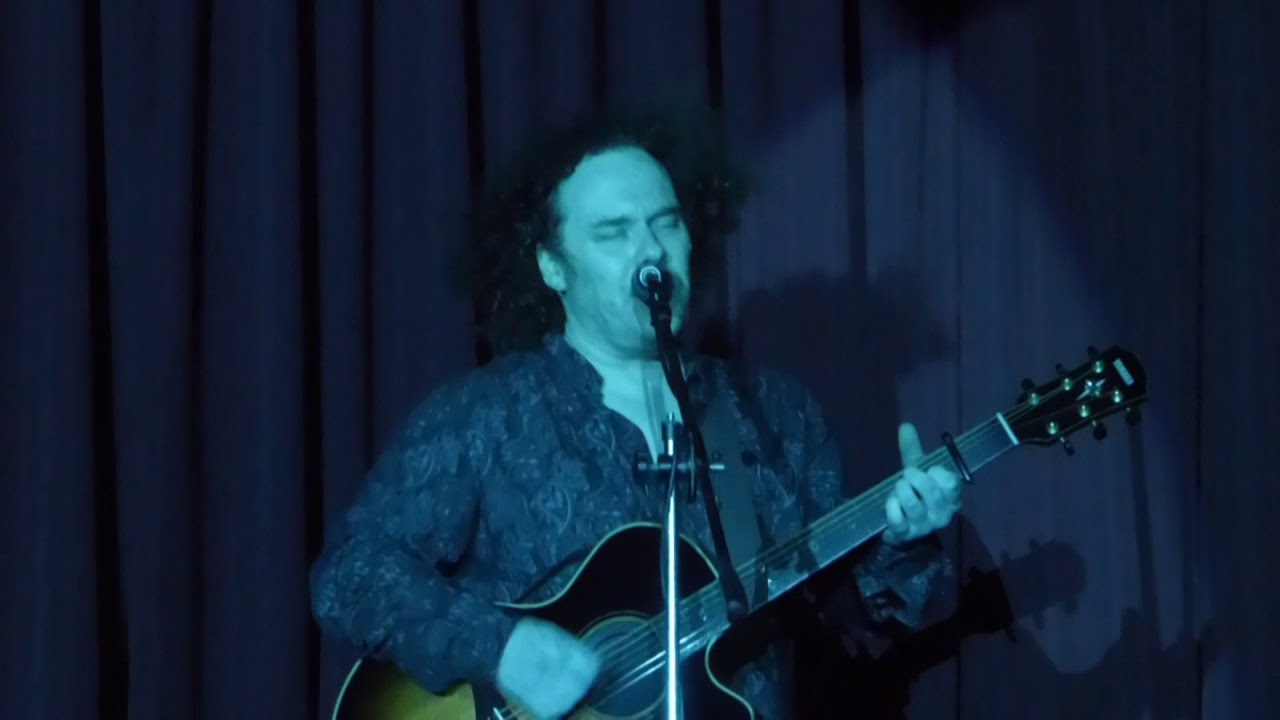 Daniel Cavanagh Flying Anathema en Lima Peru - YouTube