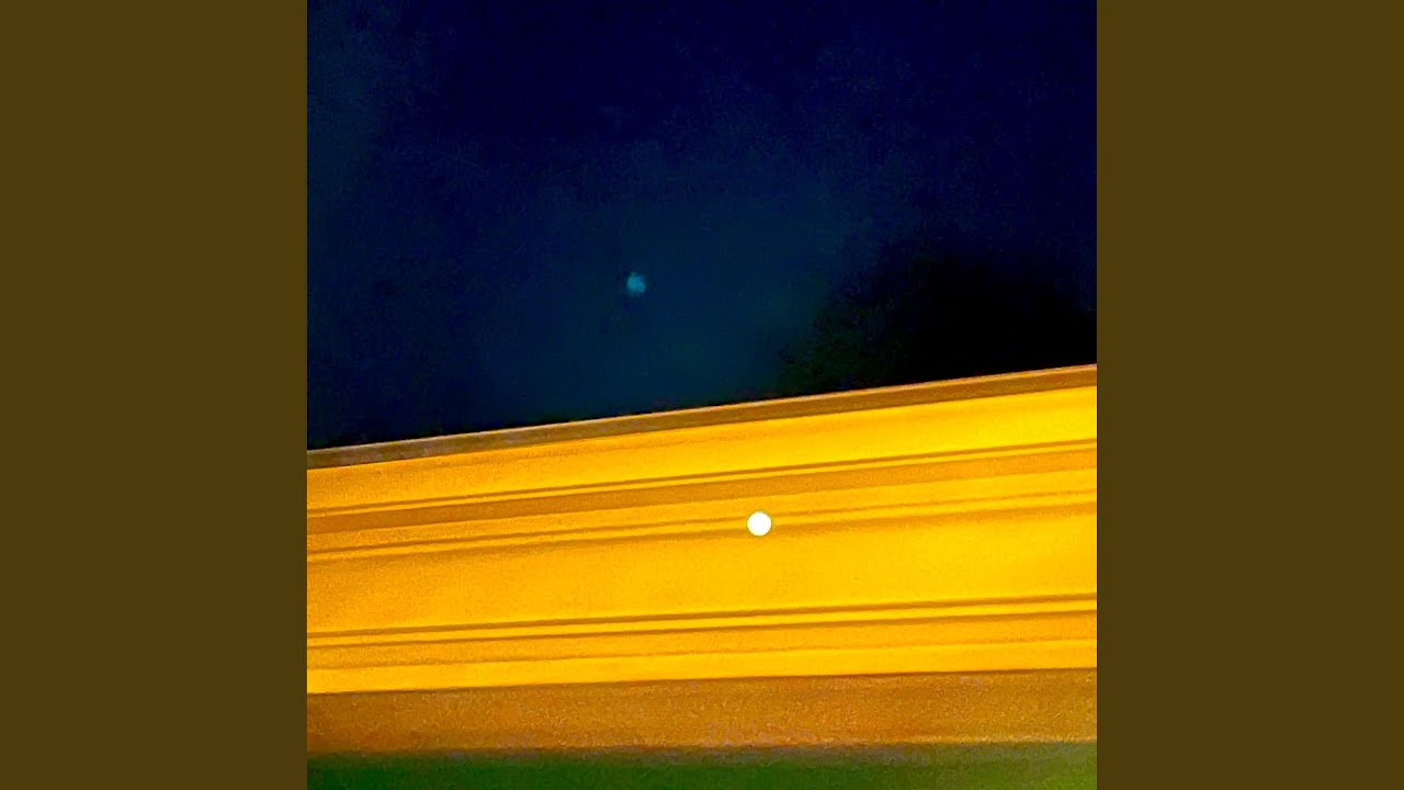 minor strut (Live) - YouTube