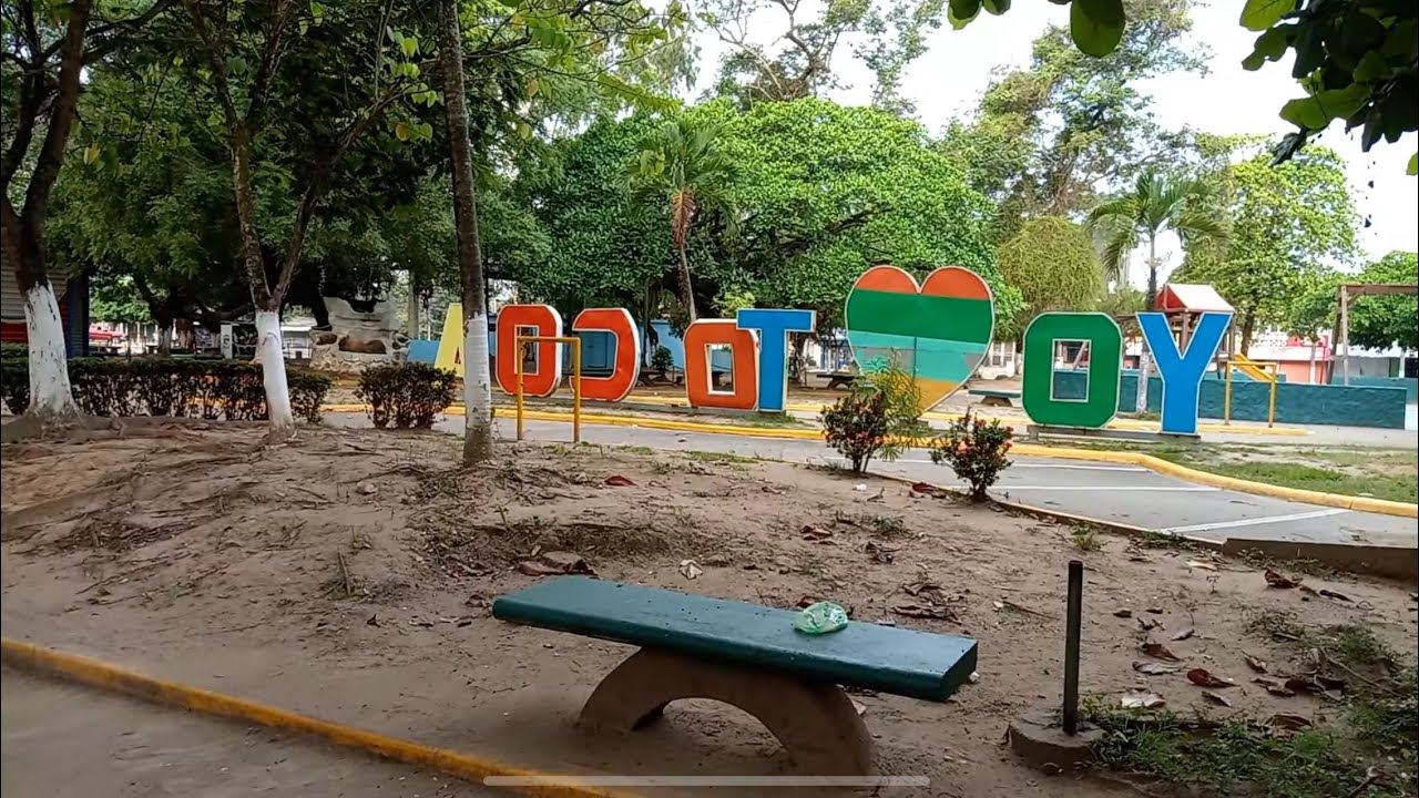 Desde el Parque de Tocoa Colon Honduras - YouTube