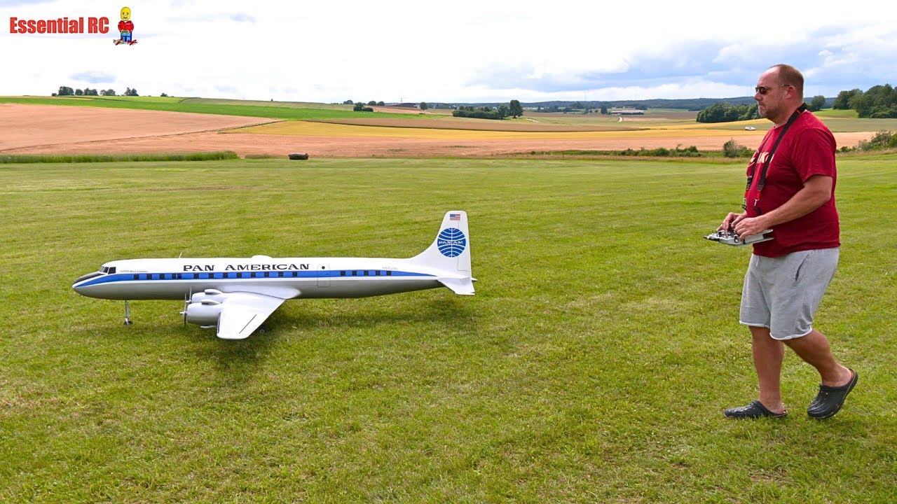 4 x glow fuel engines power this RC Pan Am Douglas DC-7 | Airliner ...