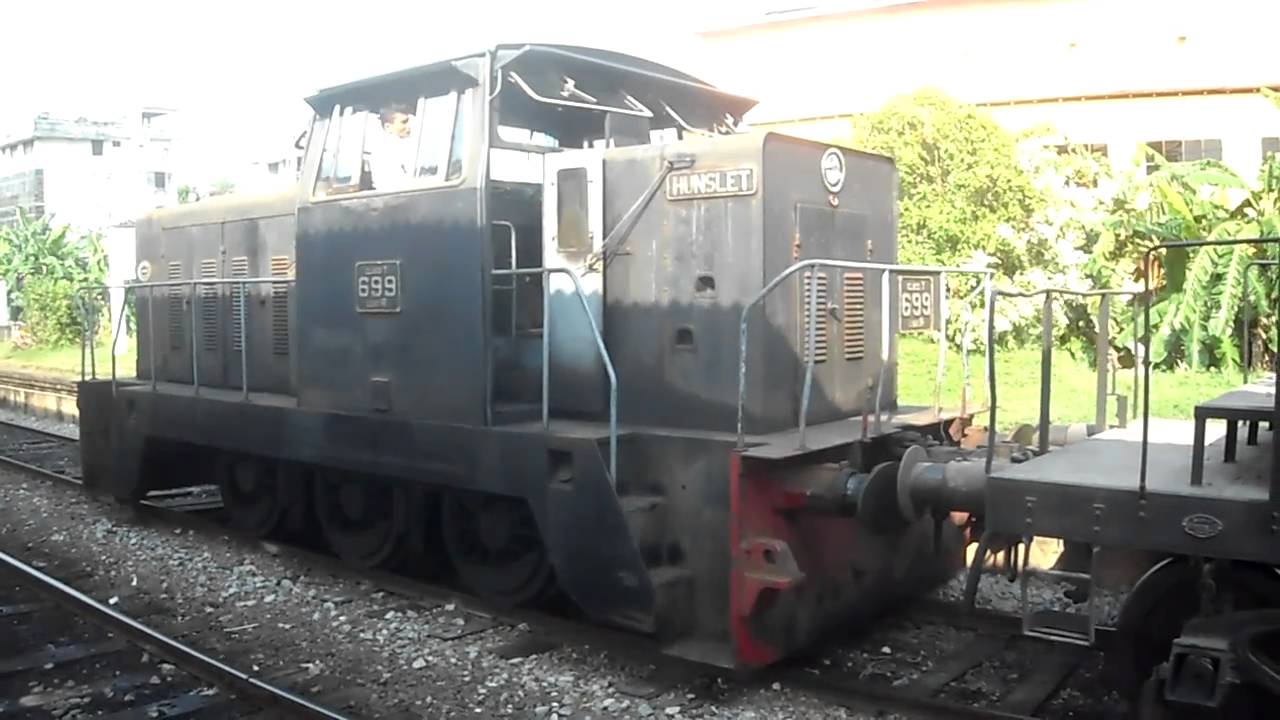 Hunslet Diesel Shunter at Galle Sri Lanka - YouTube