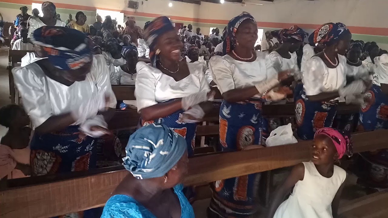ZUMUNTA MATA COCIN MANUNG, PANKSHIN - YouTube