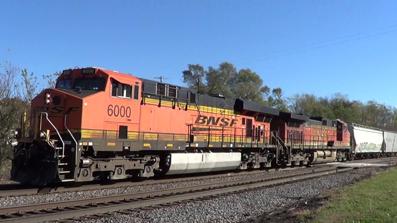 BNSF 6000 Leads Mixed Freight Train at Agency, Iowa - YouTube