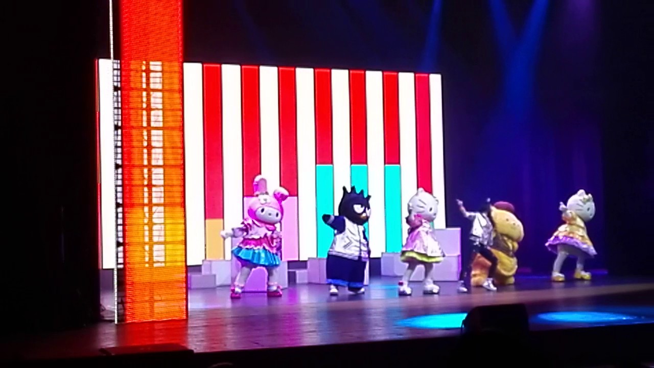 Hello Kitty Live 1 - YouTube