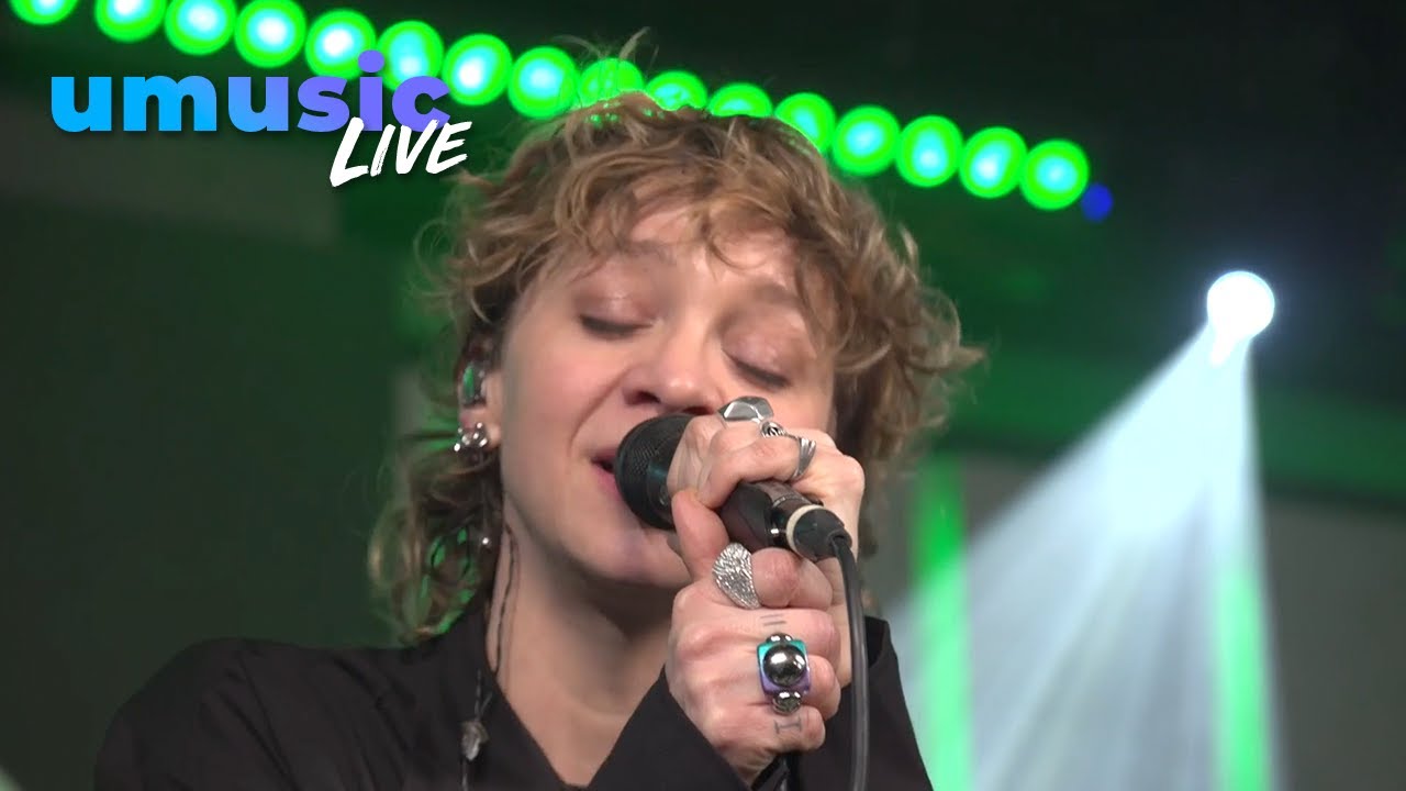 Krezip - In The Water | Live bij Radio 10 (2023) - YouTube