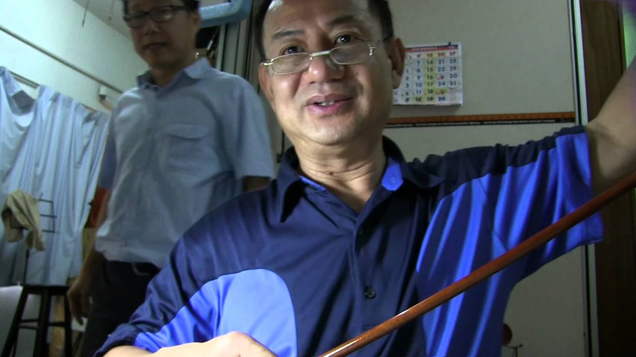 How to Polish a Violin Bow - YouTube