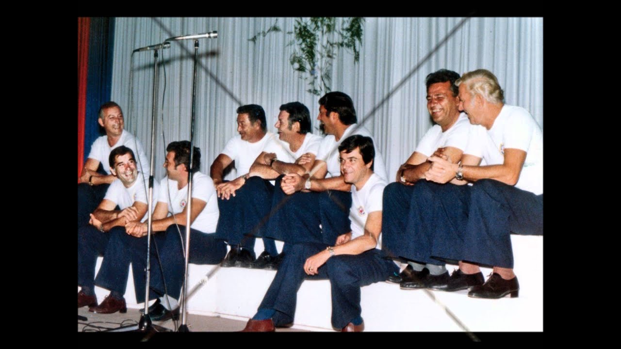 Oktet DC Vranjic - Jidri Pere - YouTube