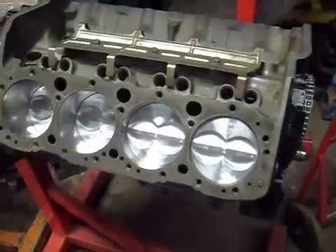 Irocs new engine without heads on - YouTube