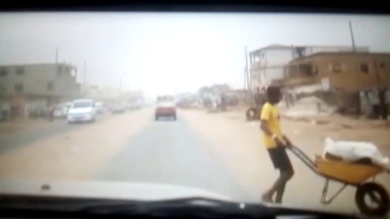 Driving in Angola - YouTube