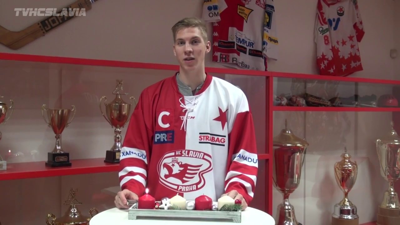 Sešívané Vánoce: Adventní čas zahajuje Ronald Knot - YouTube