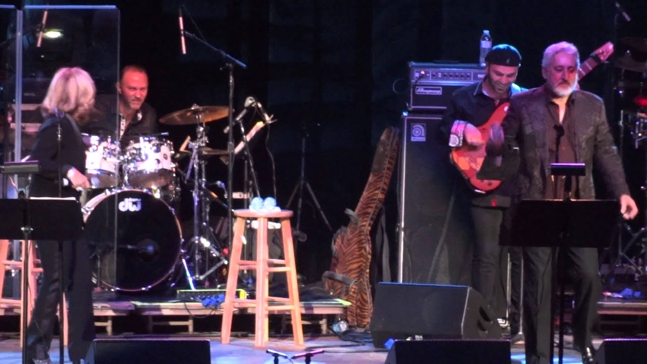 Googoosh & Ebi - YouTube