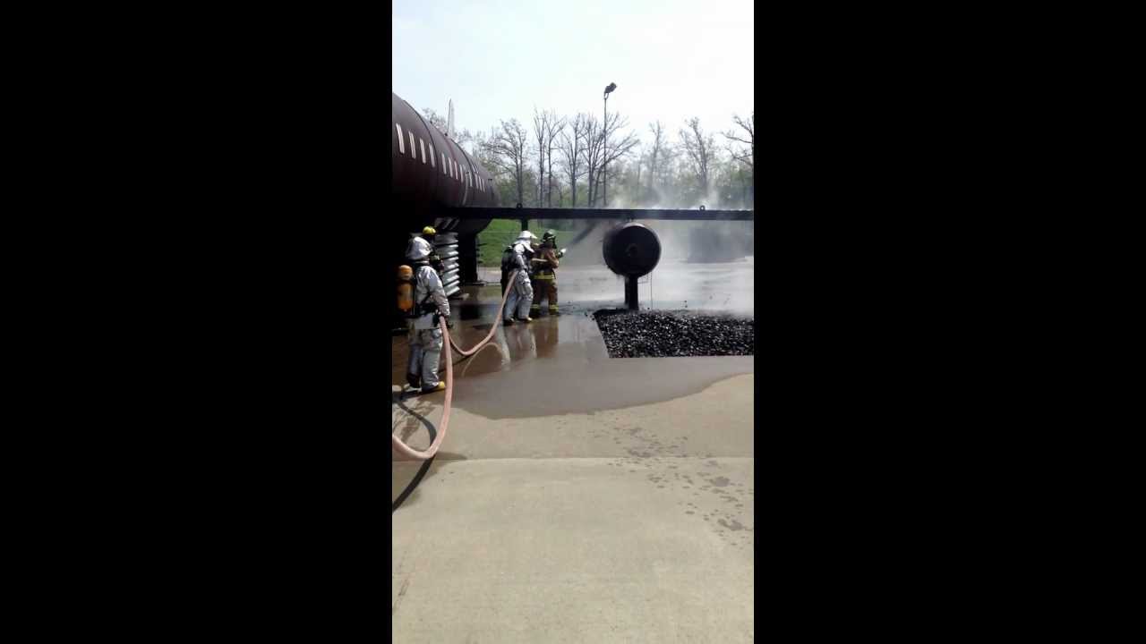 ARFF Basic - Hand Lines on an Engine Fire - YouTube