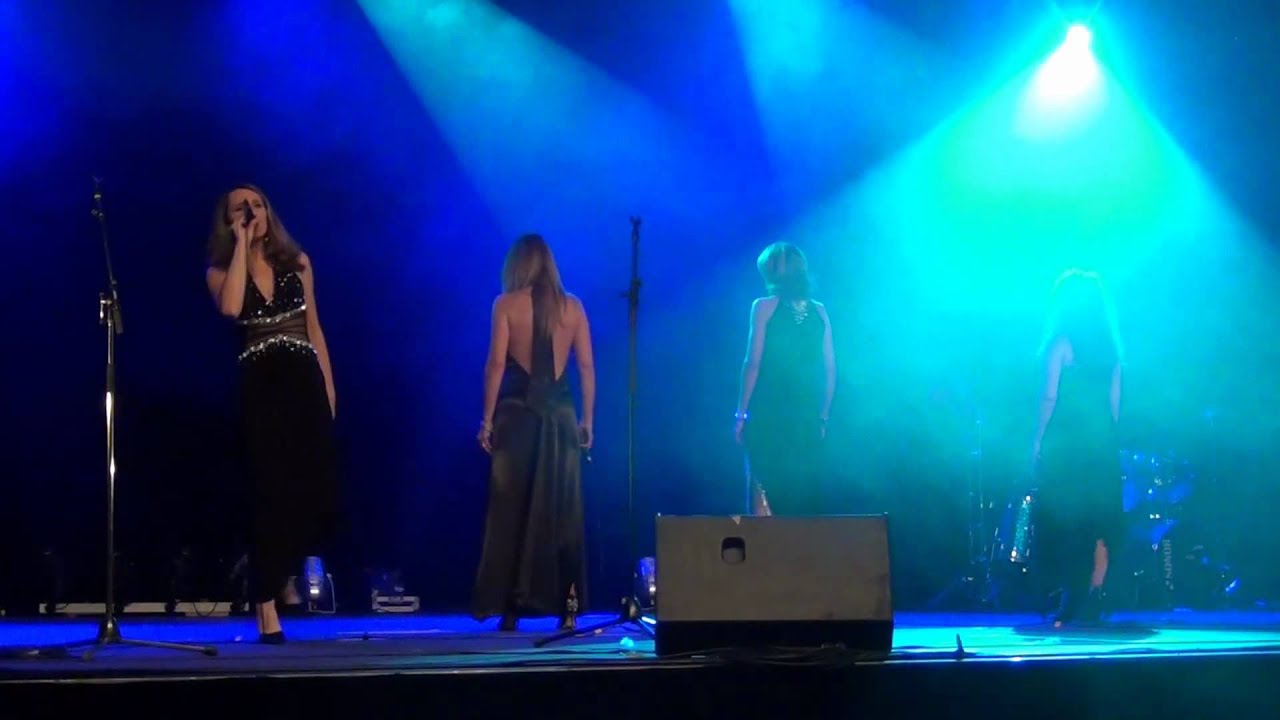 Hommage à DALIDA - 1e partie - YouTube