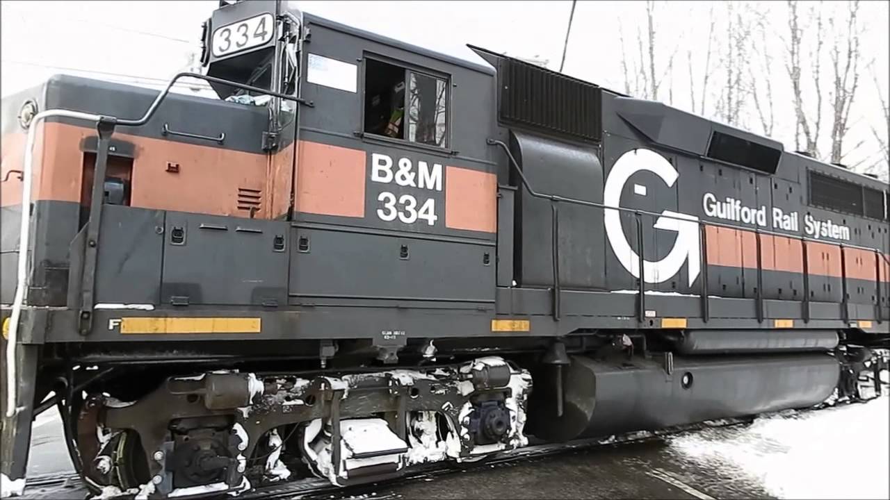 B&M Snow Train MWS77 - YouTube