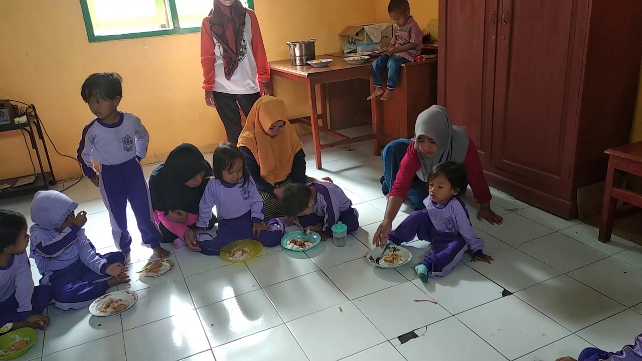 ANAK USIA DINI PAUD (PMT) menu sederhana 06-03-2020 - YouTube