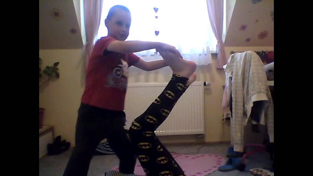 2 person acro stunts fails - YouTube