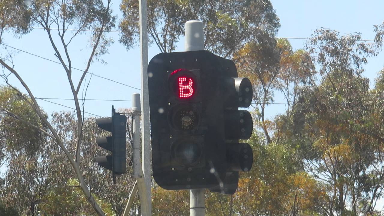 Special 'B for Bus' Signals - YouTube