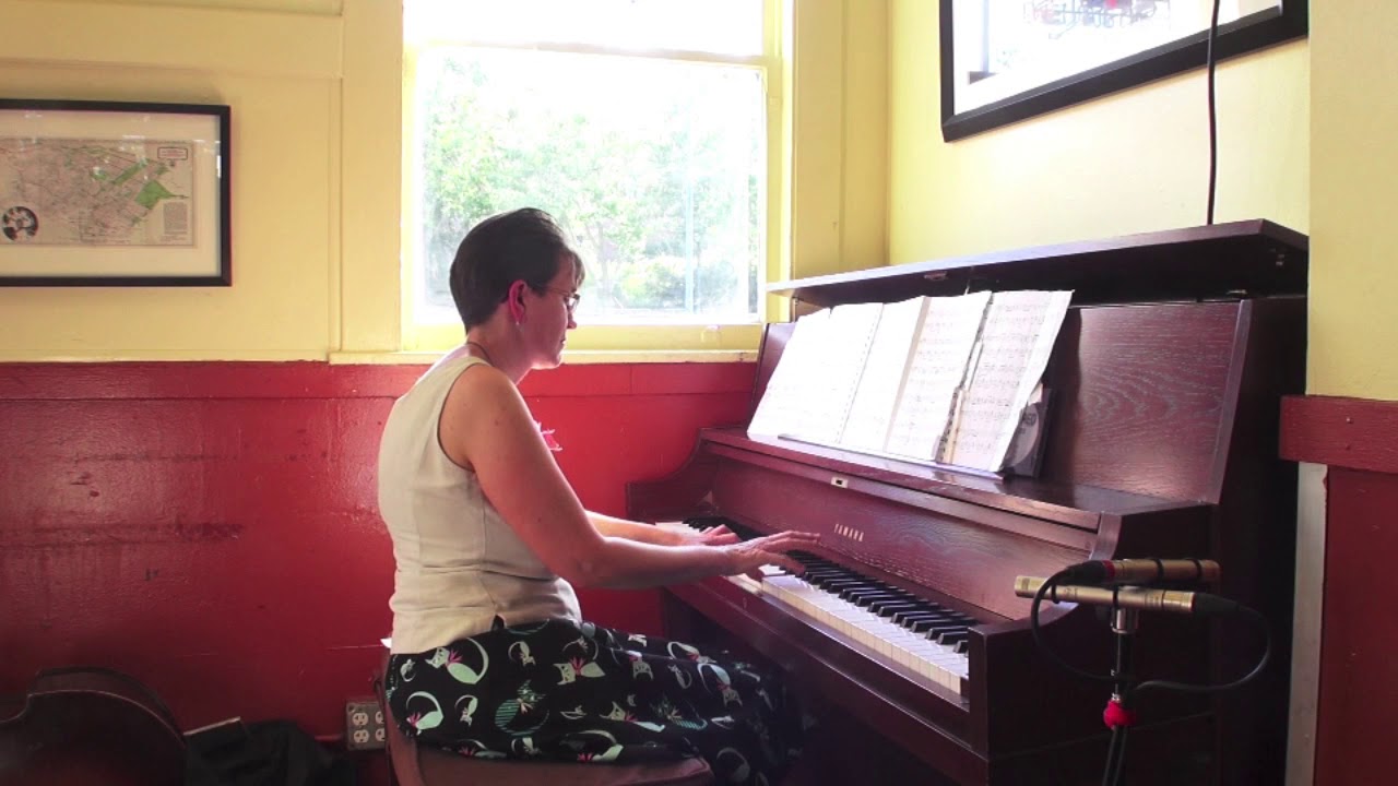 Virginia Tichenor at Pier 23 July 16, 2018 "It's a Long Way Back Home ...