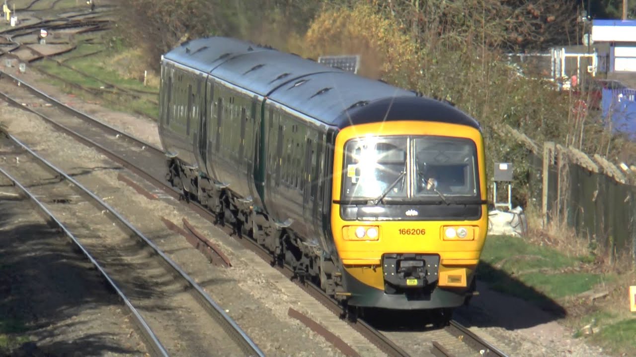 GWR Turbo Unit 166206 @ Worcester Shrub Hill 21-11-15 - YouTube