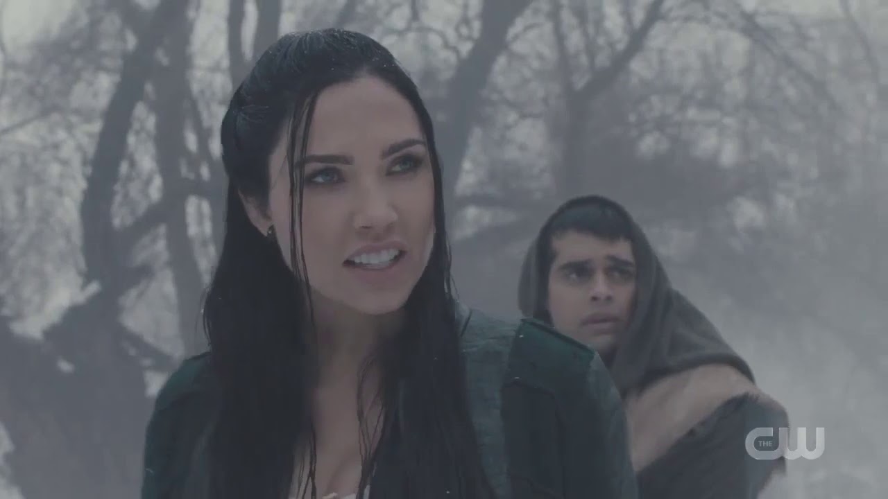 THE OUTPOST S2E1 JANZO HELPS TALON FIGHT IN SNOW WITH REBB - YouTube