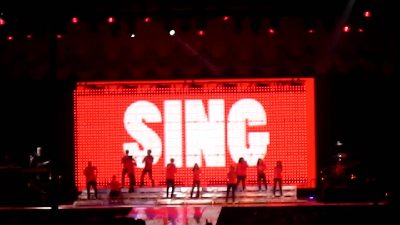GLEE LIVE performing Sing- My Chemical Romance - YouTube