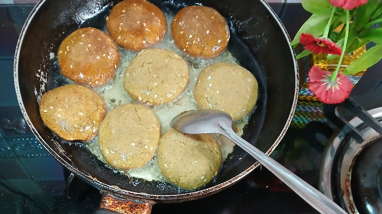 bajre aur makke se bane ye biscuits🤤like👍🏻share🤝🏼subscribe🔔 #trending # ...