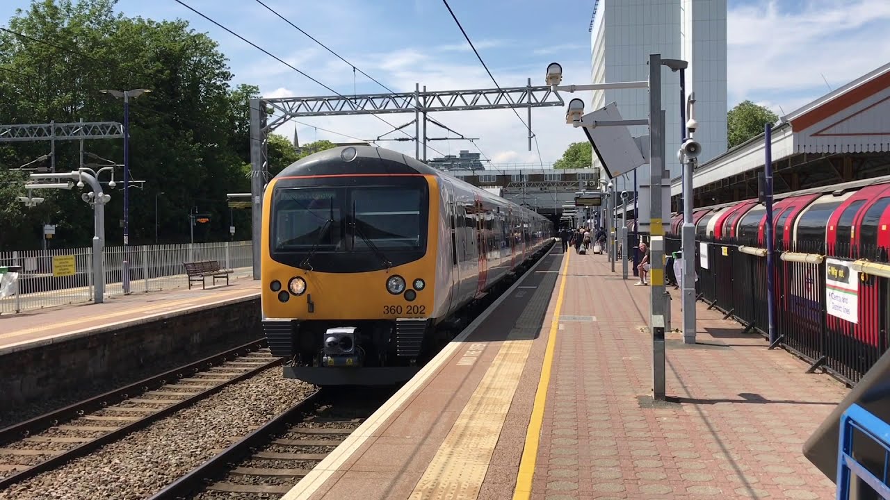 Train Observations at Ealing Broadway Station (29.May.2019) - YouTube