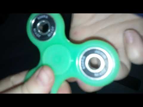 Fight spinners - YouTube
