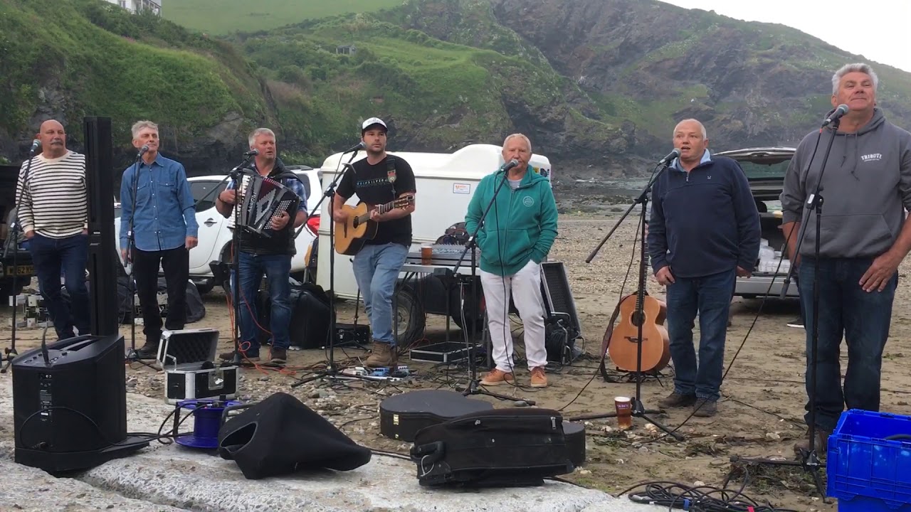 Port Isaac’s Fisherman’s Friends singing Shanty Man 2018 - YouTube Music