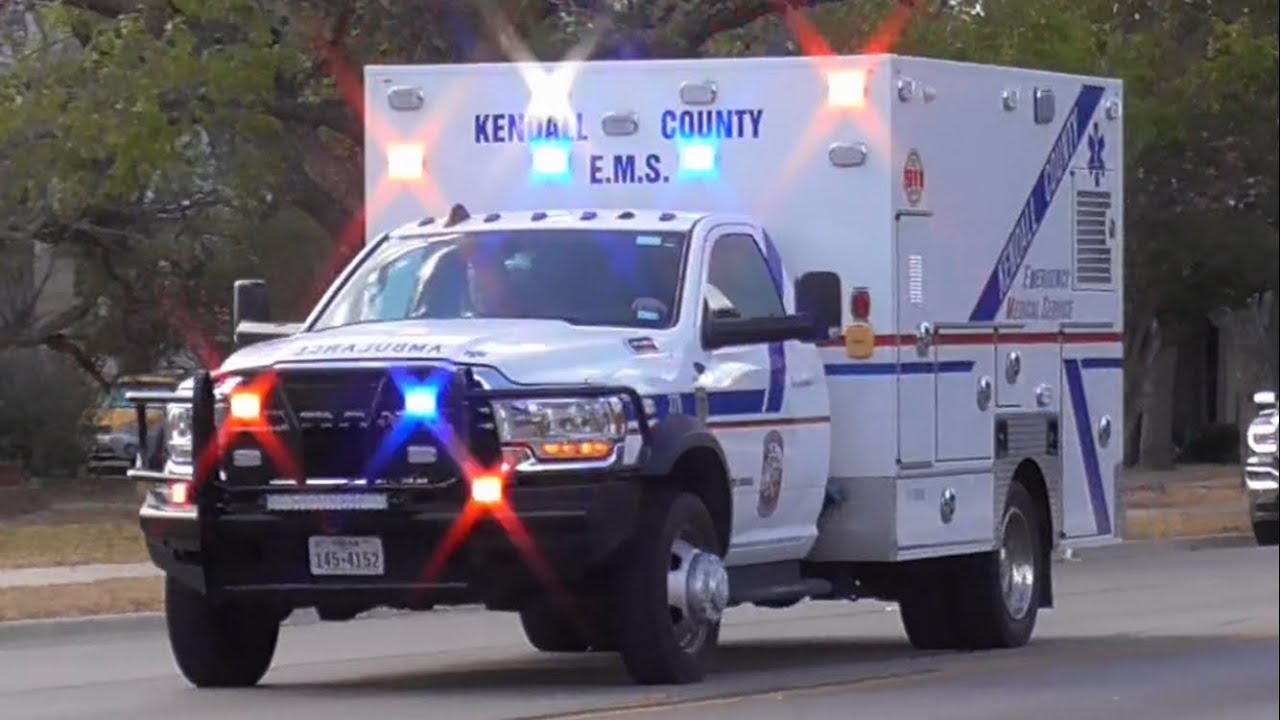 Kendall County EMS Medic 1 Responding - YouTube