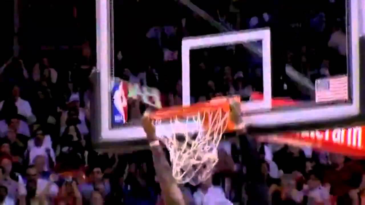LeBron James First Dunk as a Miami Heat Member! - YouTube