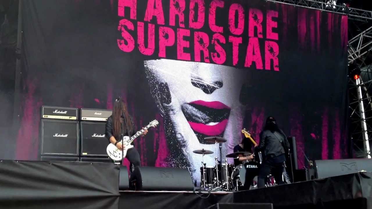 Assolo Vic Zino - Hardcore Superstar- - YouTube